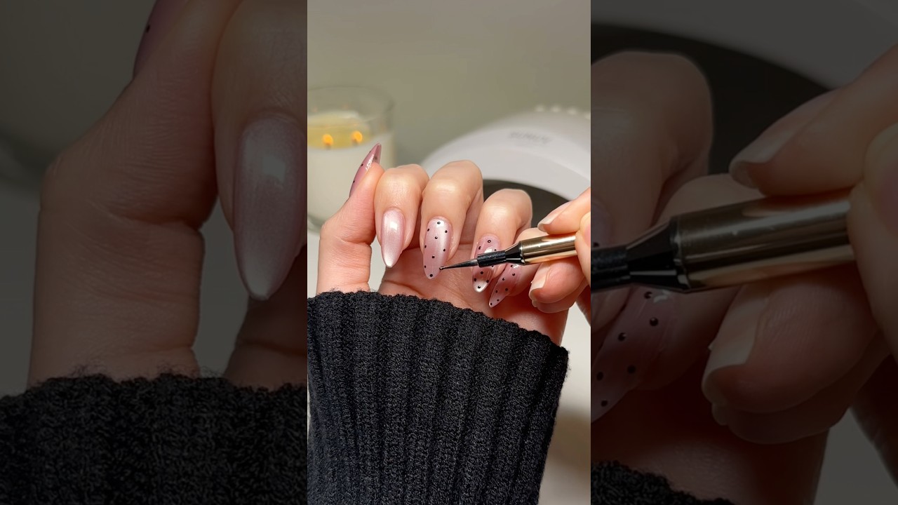 uñas de lunares de cristal 🪞✨💗💅