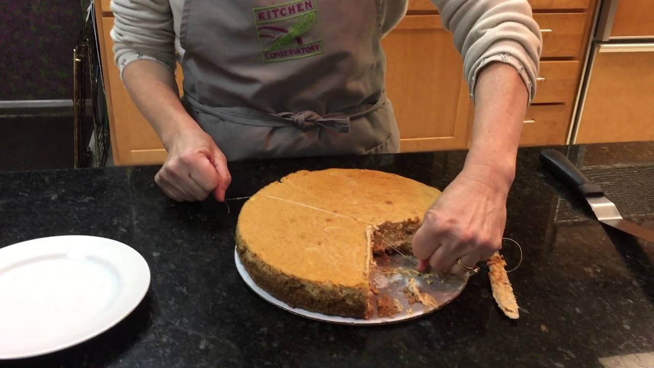 A Brilliant Way to Slice Cheesecake