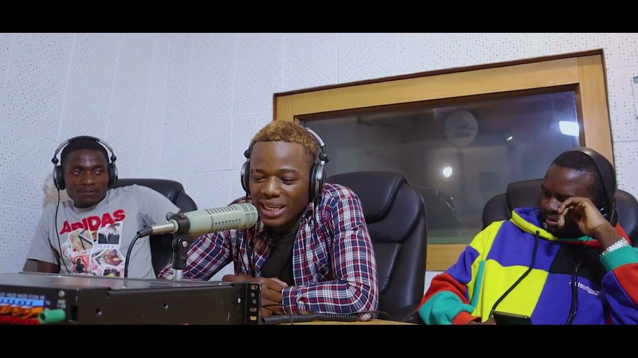 Made On Monday Freestyle Paroles - Made On Monday Freestyle Traductions ...