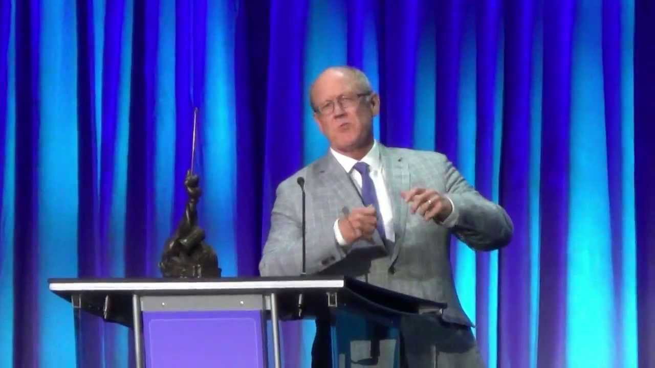 Glen Keane Receives Disney Legends Award at D23 Expo, Appearance From Rapunzel, Tangled