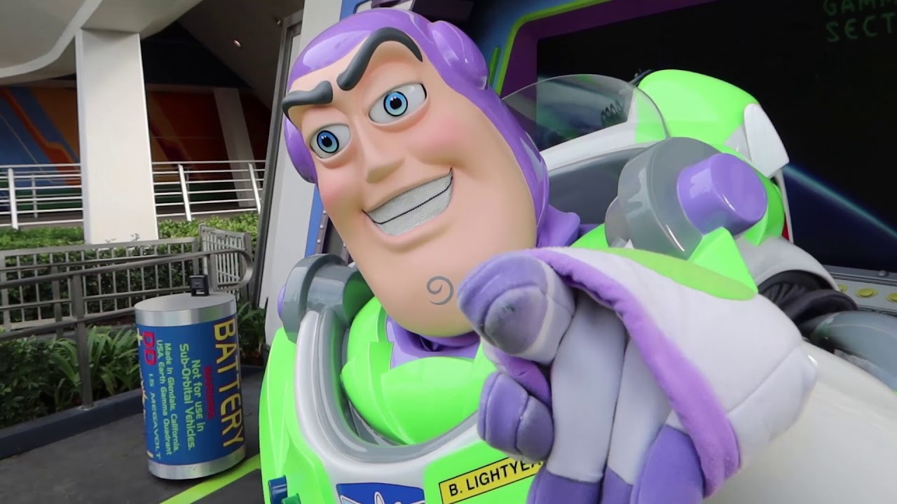 Meeting 13 Characters In One Day At Disney's Magic Kingdom Park! | Mickey Mouse, Princesses & More!