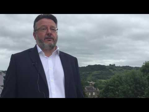 Tourism boosts discussed by Derbyshire County Council Leader Councillor Barry Lewis