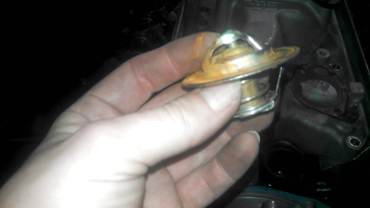 How to Correctly Install a Thermostat in a Ford Small Block 302