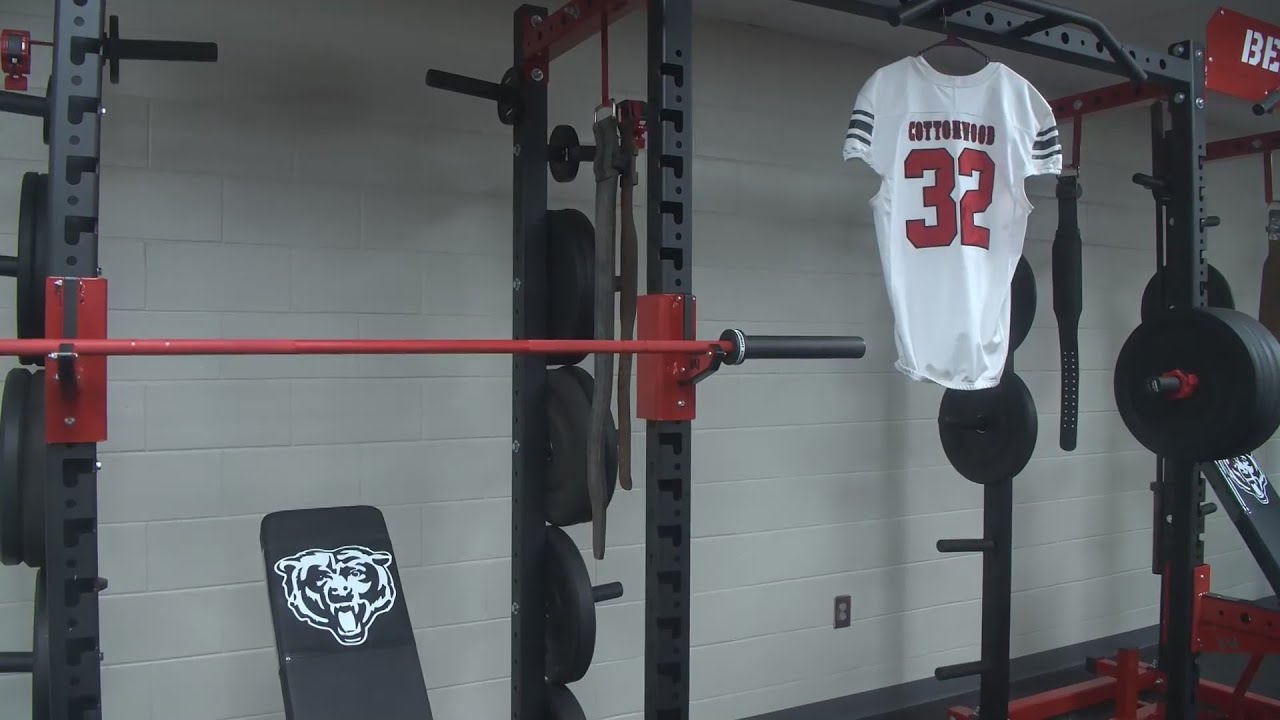 Cottonwood High School unveils new field house