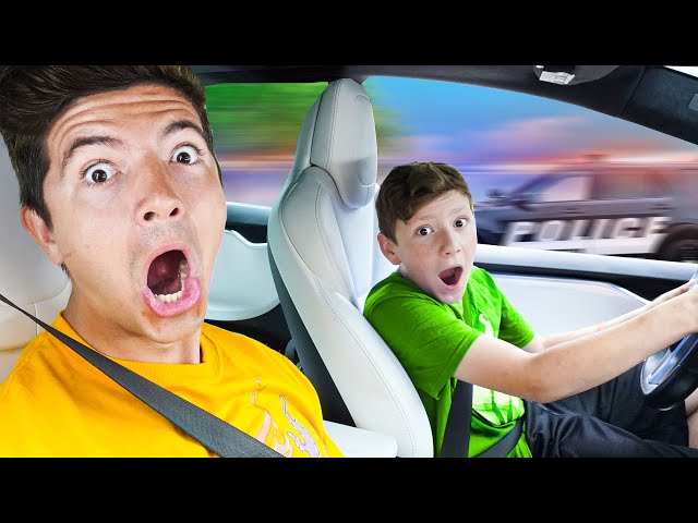 Everything you need to know about Minecraft Streamer PrestonPlayz | Hiswai