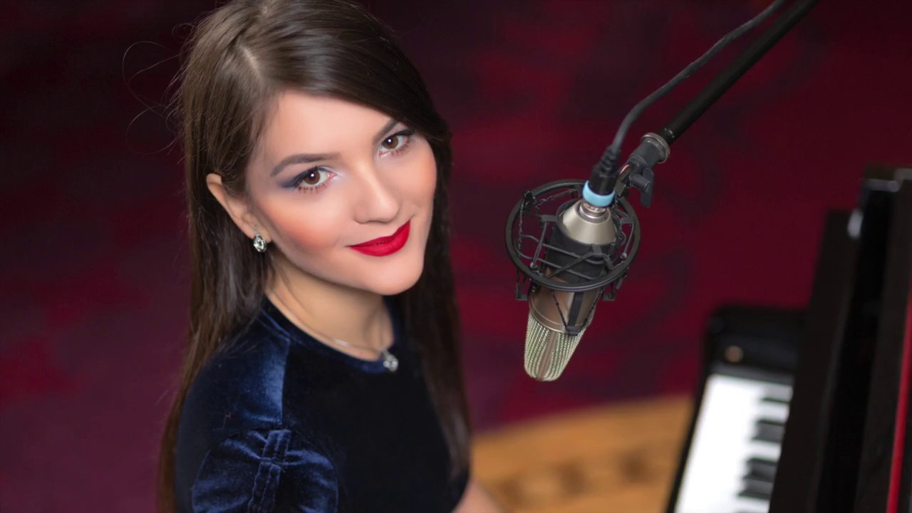 Hire Denisa Grecu - Singing Pianist in Detroit, MI | GigSalad
