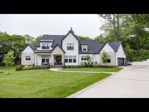 LUXURY in Thompson's Station, TN | Luxury Home Tour