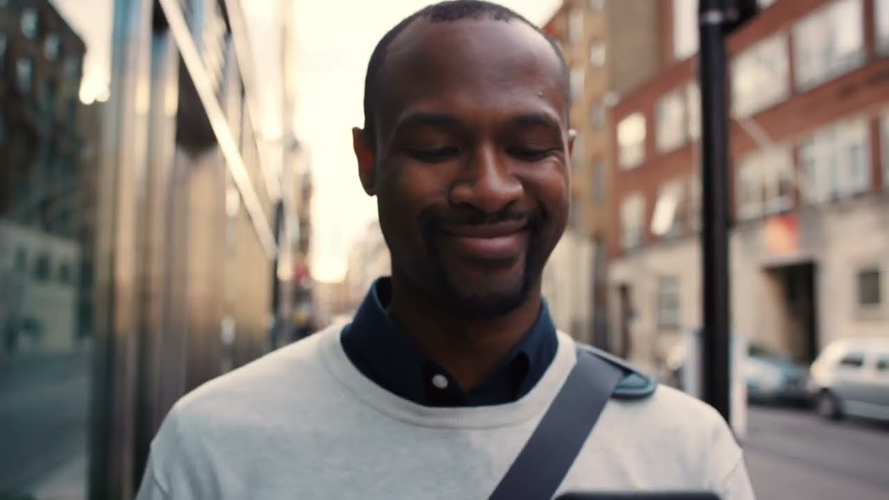 Deliver exceptional customer and employee experiences with network modernization solutions