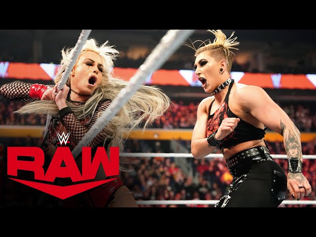 Liv Morgan sends message to Rhea Ripley following return at WWE Royal Rumble 2024