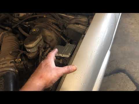 2001 GMC Sonoma ABS light with brake light sometimes