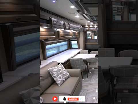 Shahrukh Khan Most Expensive Vanity Van #shahrukh #kingkhan #expensive #vanityvan