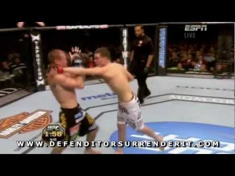 Ref Stops Fight Because MMA Fighter Keeps Running Away From Opponent ...