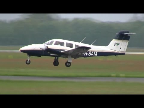 Piper PA-44-180 Seminole ► Touch & Go ✈ Groningen Airport Eelde