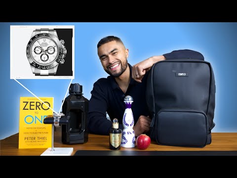 10 Backpack Essentials I carry Every Day - Jose Zuniga