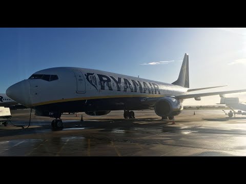 ✅ Businessman banned from Ryanair flight to Alicante in Spain travel paperwork row