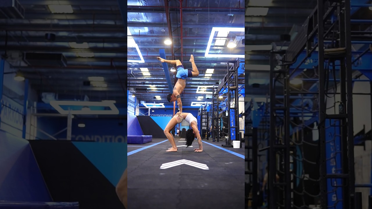 Get you a woman who can lift you up ⬆️ #contortion #acro #gymnastics