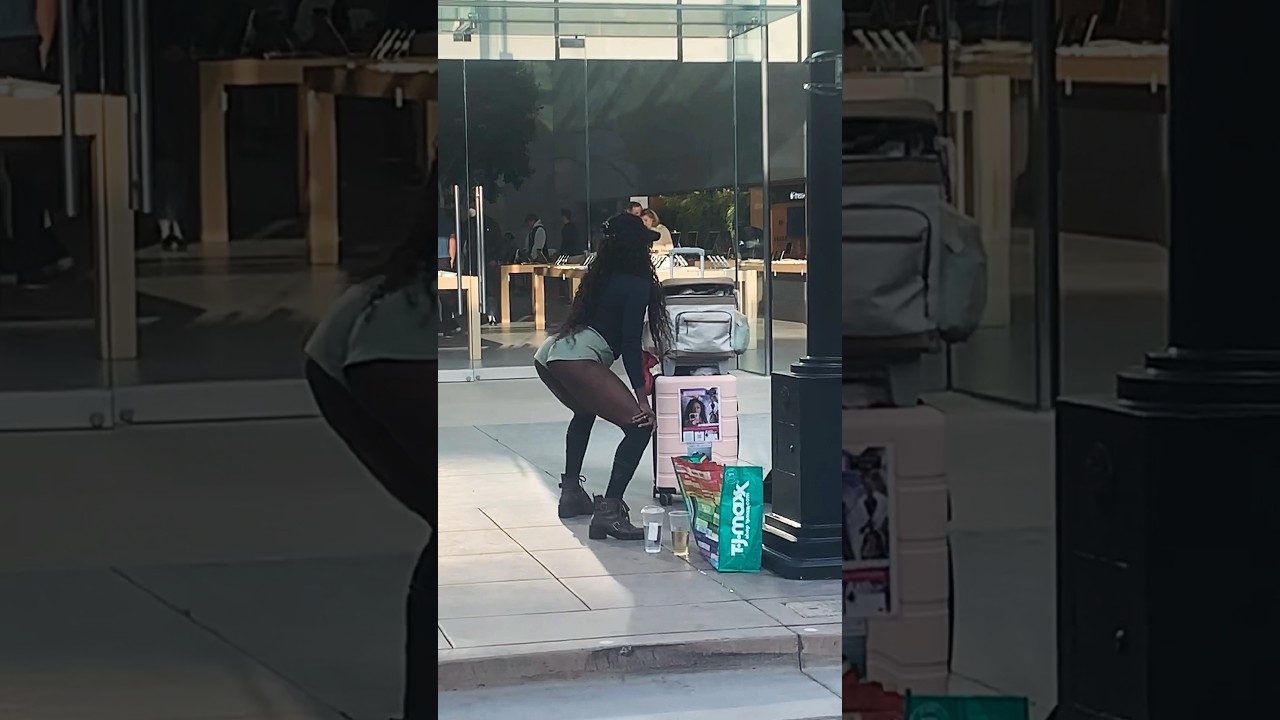 Street performer promenade SM California! 💃#shorts #california #travel