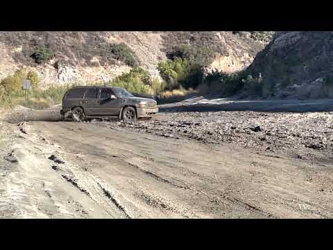2005 GMC Yukon Denali Off road fun