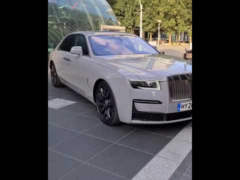 Rolls Royce Ghost 2021 🤍!