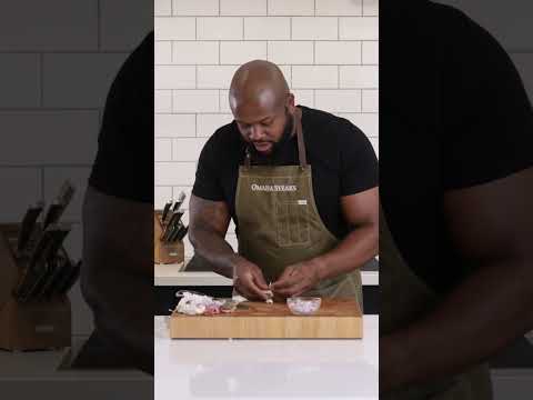How to Mince Fresh Garlic Cloves