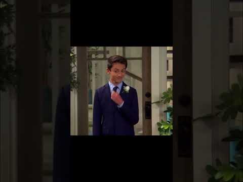 Watch my heart burn ????| Liv and Maddie #livandmaddie #burn #burnbillieelilsh #shorts #brokenheart
