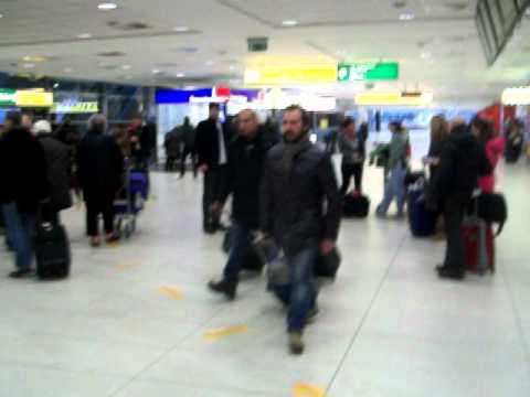 Prague airport transfers meeting point