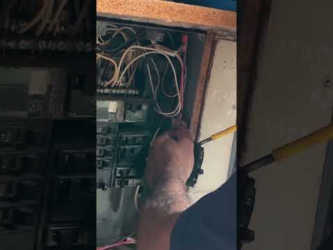 How To Change A Circuit Breaker DIY For Beginners #shorts #diy