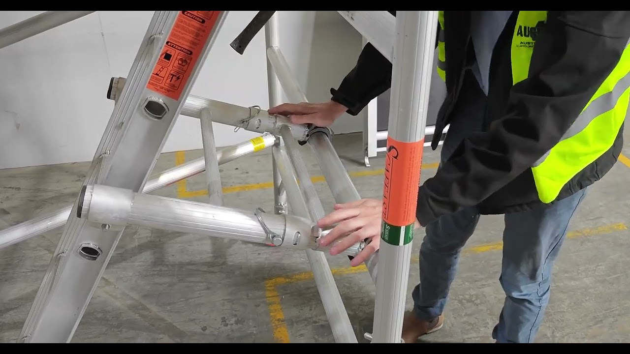 F42 Mobile Scaffold Foldable Tower Install
