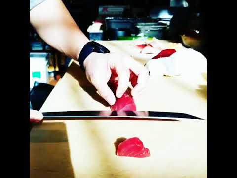 Tuna sashimi with Narra sujihiki tanto honyaki