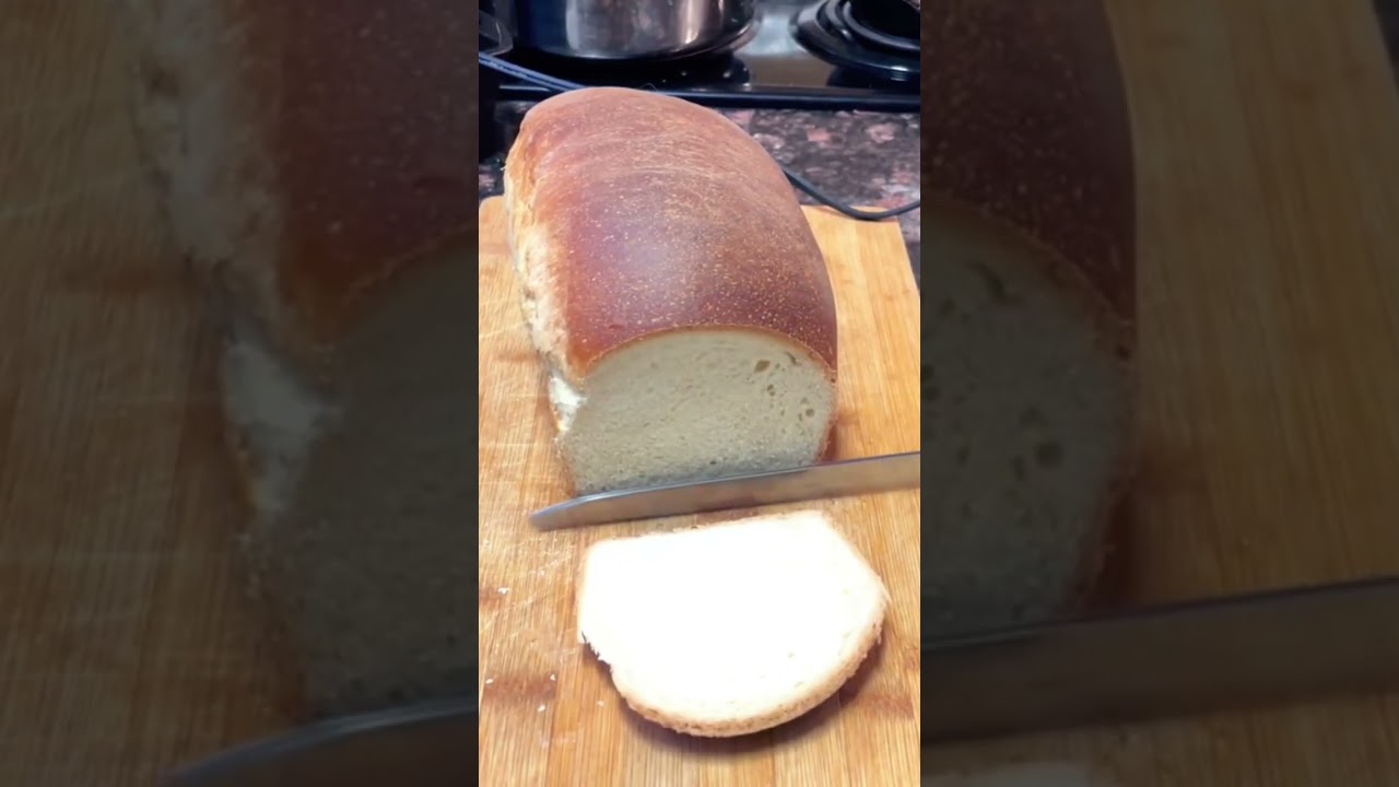 Make Delicious Amish White Bread At Home With This Easy Recipe! #bread #whitebread