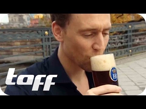 Thor 2-Star Tom Hiddleston (Loki) als Beifahrer - Stars in Cars | taff