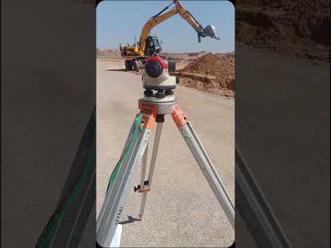 Levelling Road 🛣️ #surveyor #civil #civilsurvey #surveying