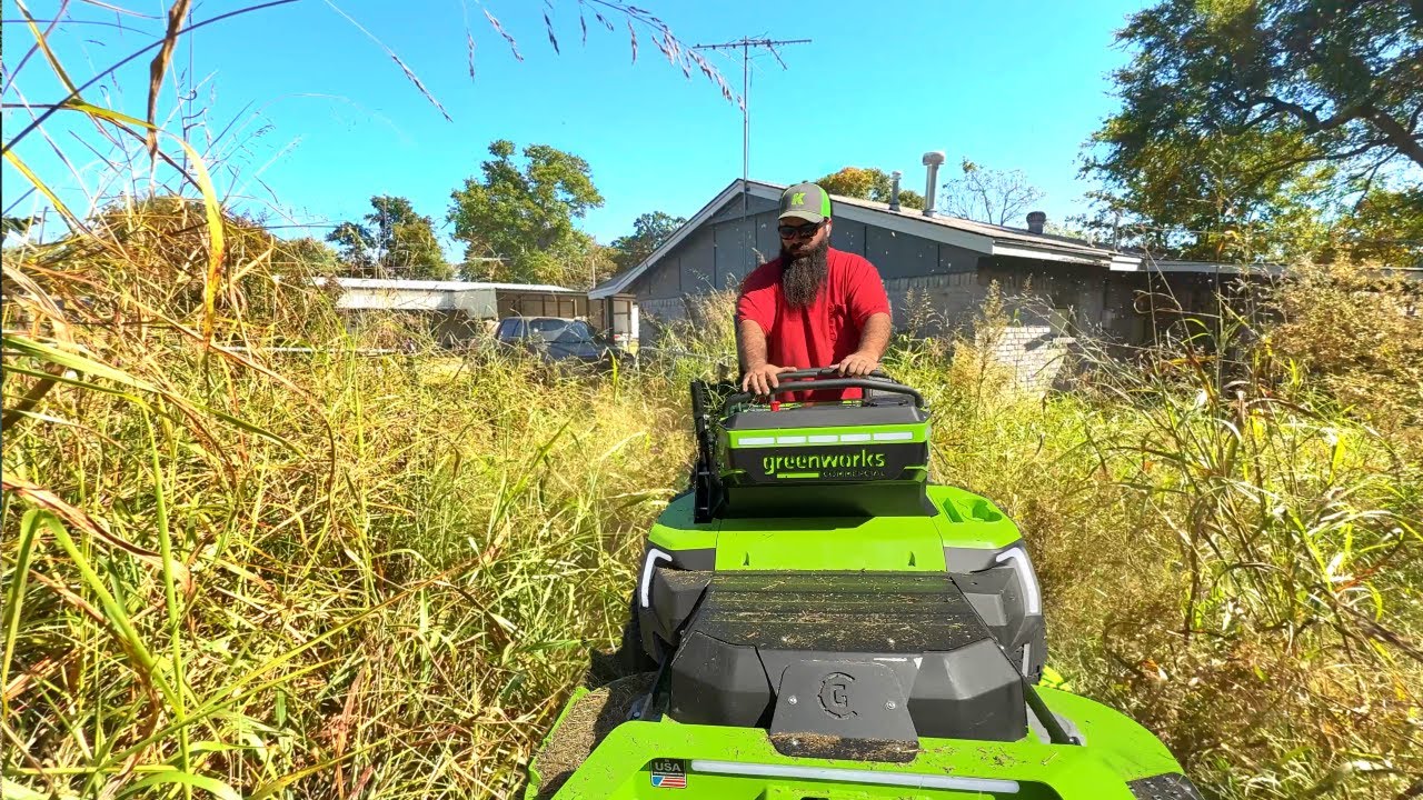 This Yard Wasn’t Neglect… It Was a Cry for Help