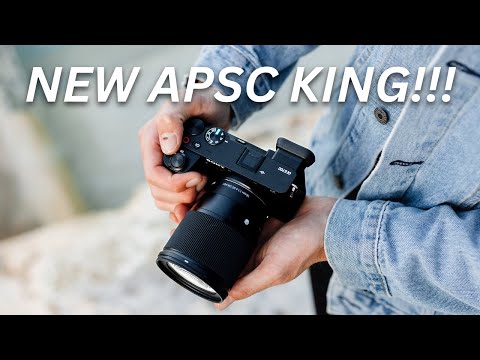 Sony A6700: Great social media camera (ILCE6700)