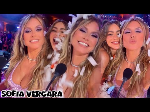 Sofia Vergara - Curvy Instagram Model - Bio & Facts