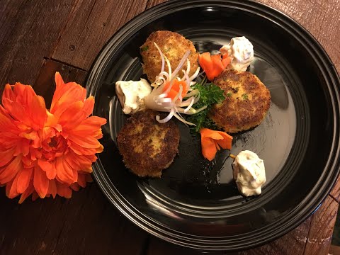 Crab Cakes with Remoulade sauce
