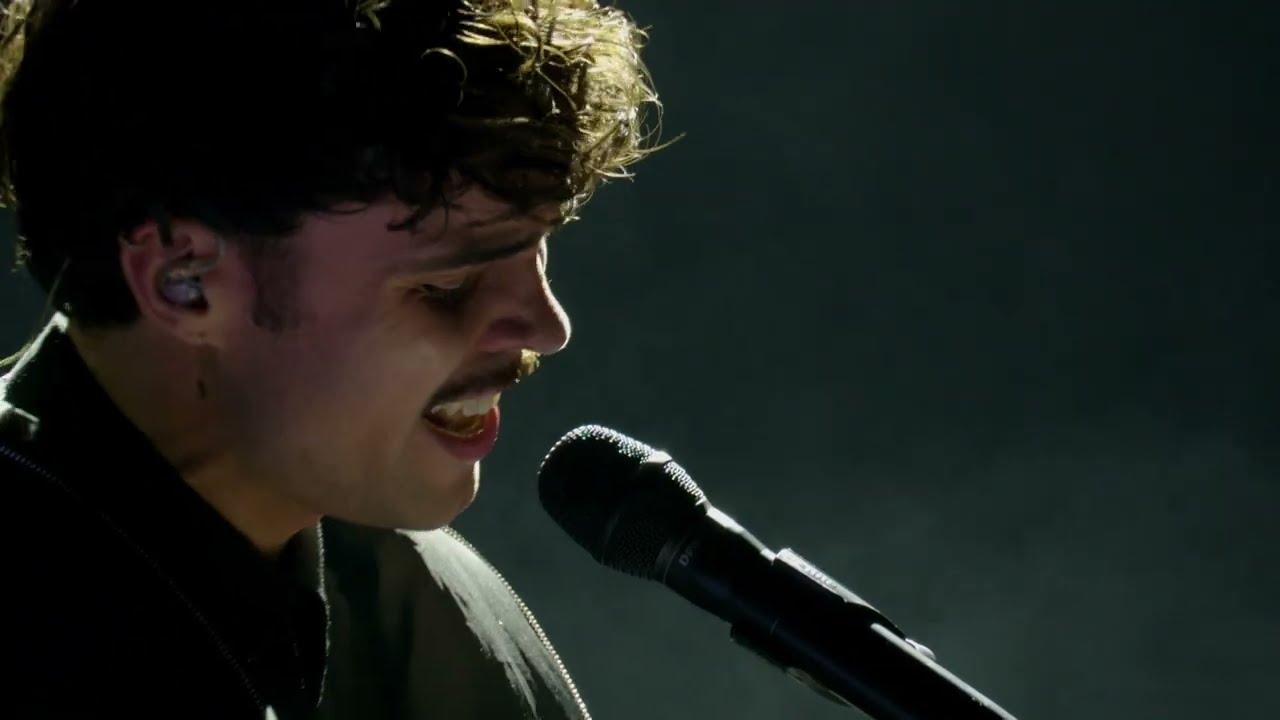 Kiss Kiss Goodbye by Adonxs from Malta | Popnable