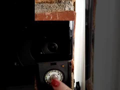 where the heck is the reset button on ring doorbell 3? your answer is here