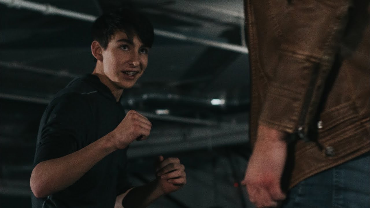 Tim Drake - The Red Robin (S1E3)