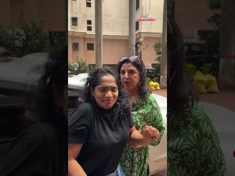 Farah Khan has a hilarious interaction with Jamie Lever. Watch the video to find out how it goes😂