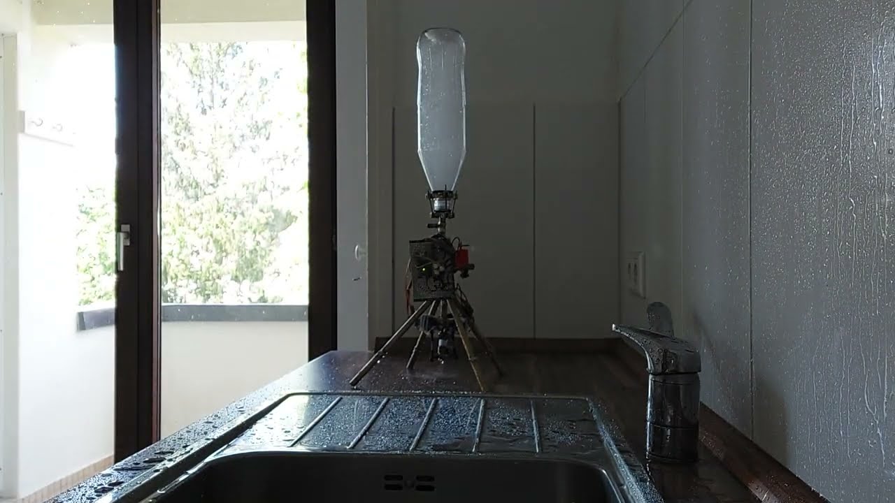 World's First Water Rocket with Thrust Vector Control? (TVC)