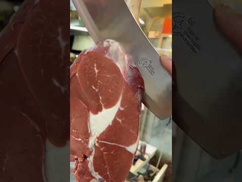 huge meat cutting #halal #beef #beeffryrecipe