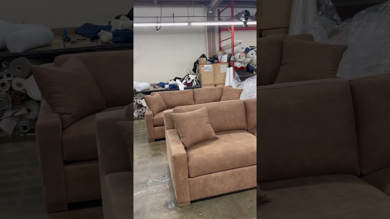 The best distressed leather sofa style! Modena #luxuryfurniture #sofa #furniture #qualitysofa