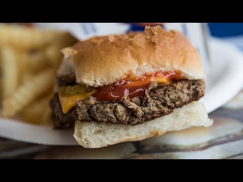 The Wrong History Of Burgers Everyone Believes