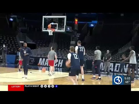 UConn men to play in Sweet 16
