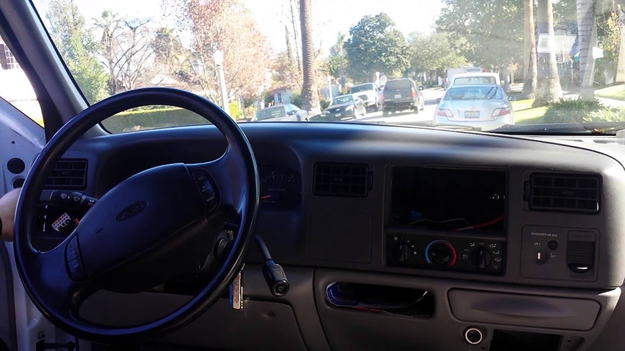 How To: Remove Dash and Gauge Cluster (99-04 Superduty)