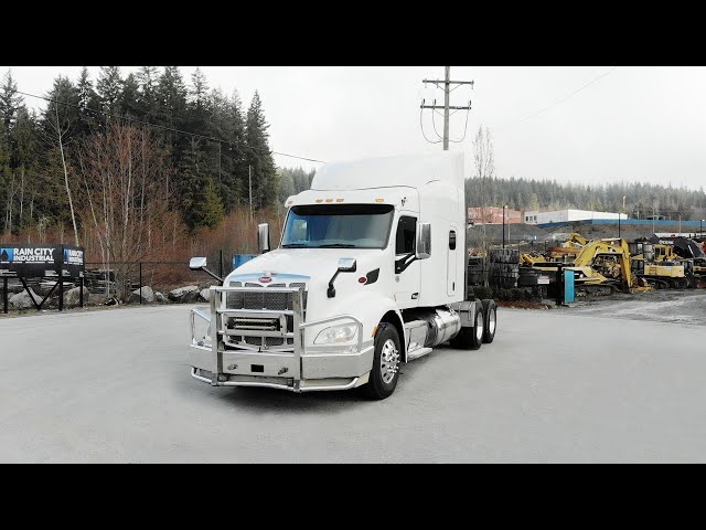 2017 Peterbilt 579 Tandem Axle Sleeper Semi with 72in Cab - ISX | Heavy ...