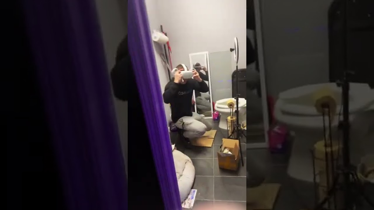 BRO CAUGHT ON A VR