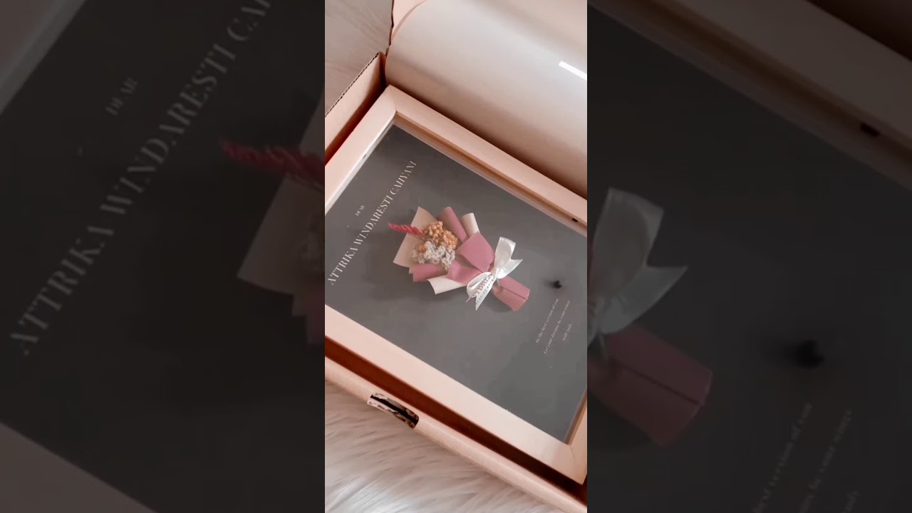 Dried flower in Frame