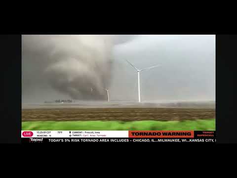 Massive Tornado in Iowa Hits Wind Turbines, Towns – This is Not Cool